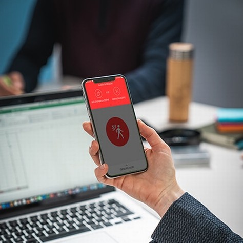 Discover our Somfy smart door lock.